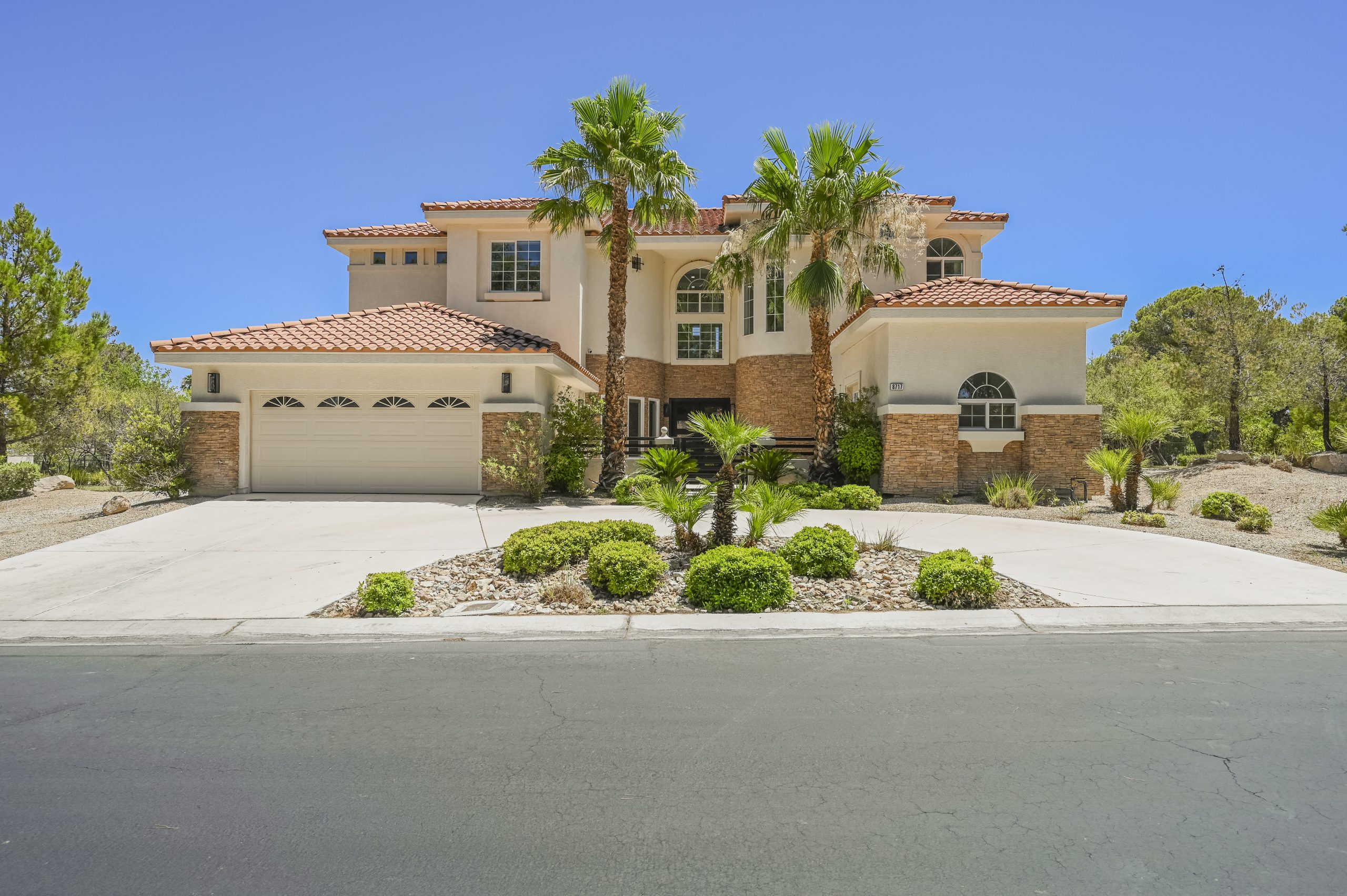 8717 ROBINSON RIDGE DRIVE | NV Broker & Associates