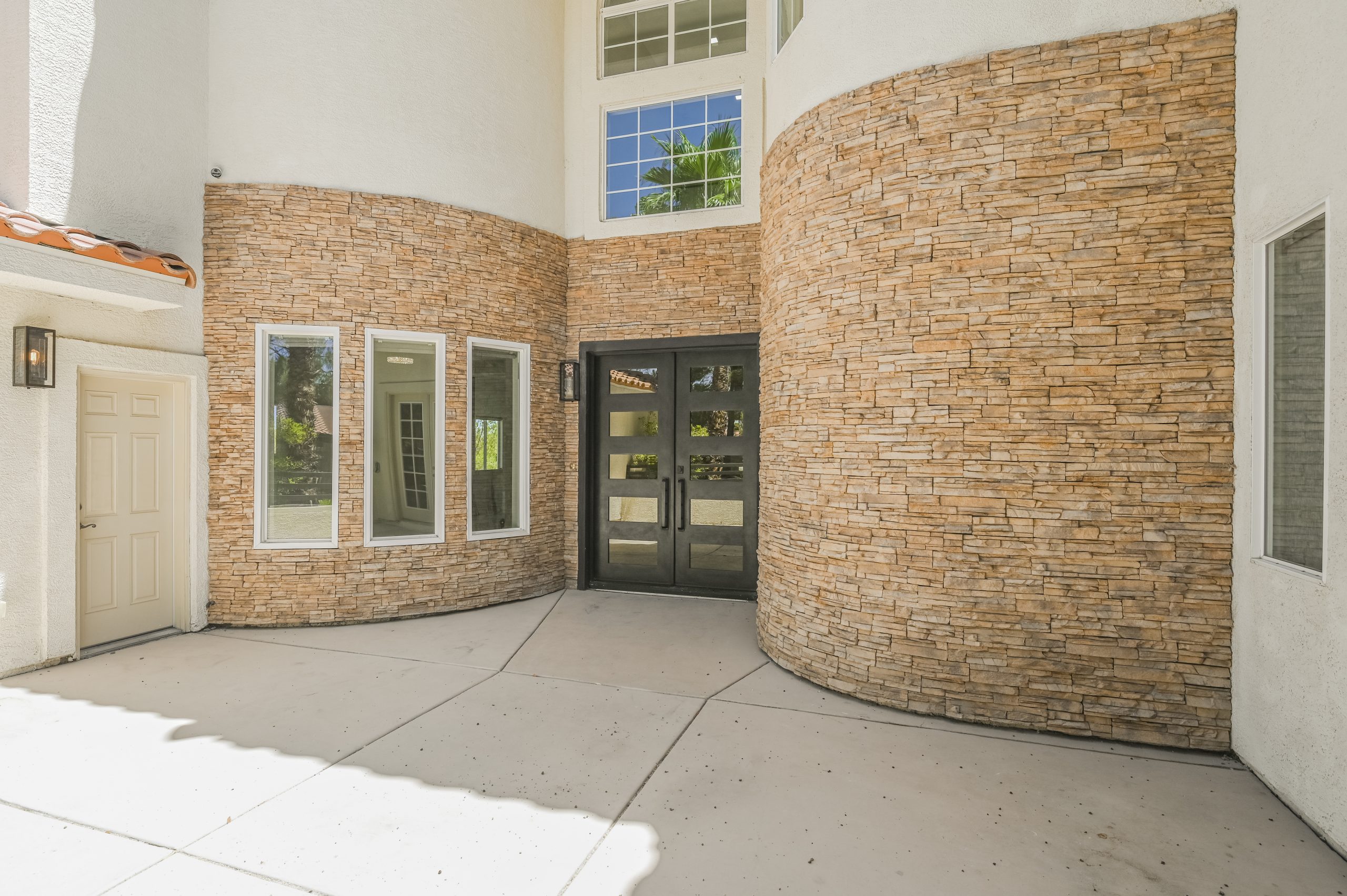 8717 ROBINSON RIDGE DRIVE | NV Broker & Associates